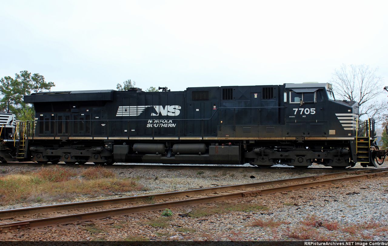 NS 7705